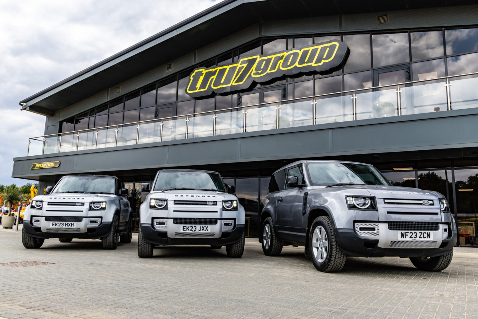 Land Rover Defender D250 90 Commercial - TRU7 Group